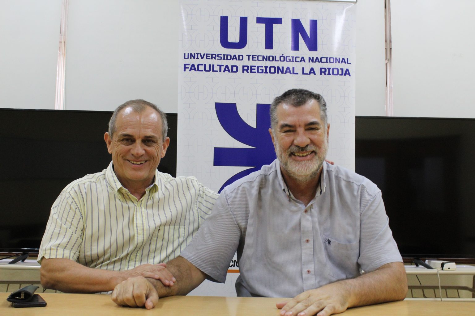 UTN.LR recibió la visita del Ingeniero Néstor García – UTN Facultad Regional La Rioja